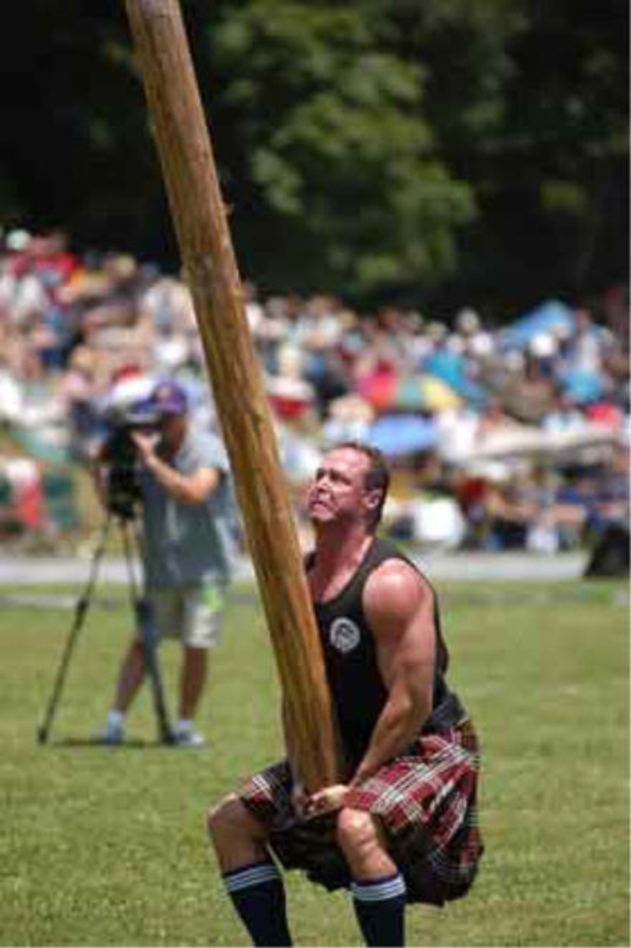 Poles Tossed By Scots - The Ancient Sport Of Caber Tossing