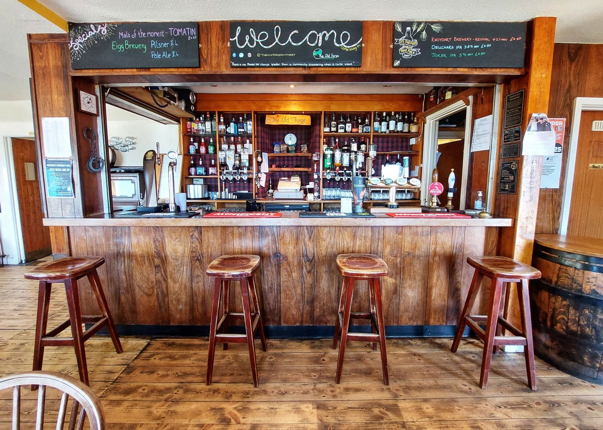 12 Best Scottish Pubs For A Memorable Night Out
