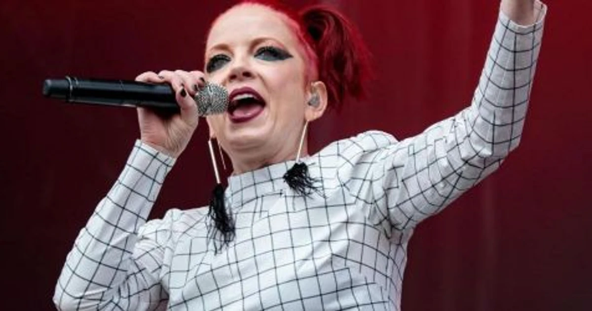 45 Iconic Scottish Musicians To Add To Your Playlist Today