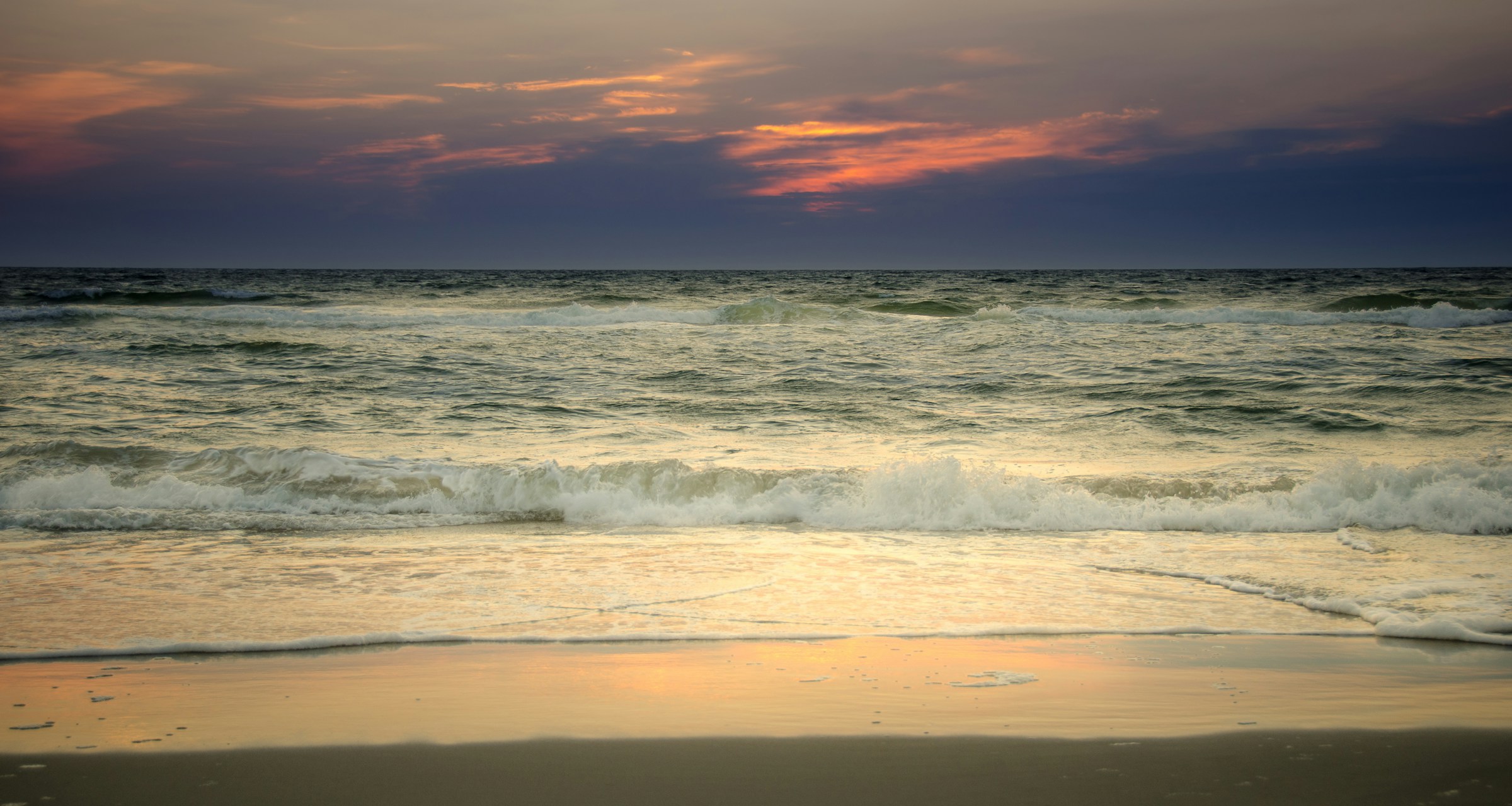 Enjoy Hassle-Free Days With Corolla Beach Chair Rentals