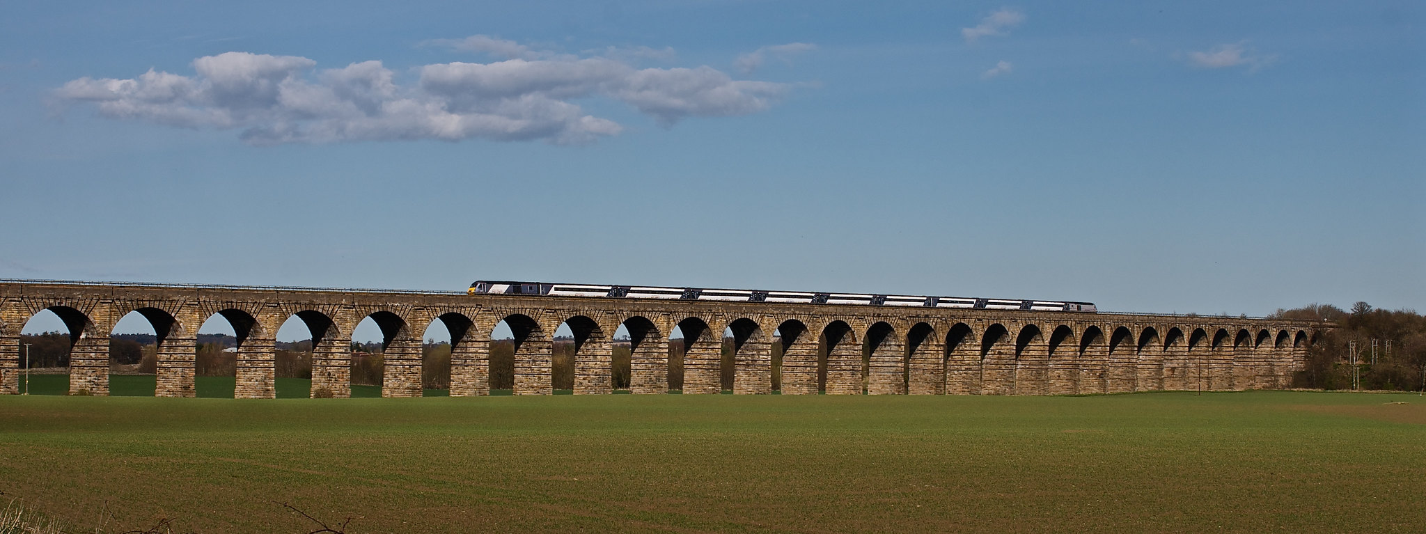 Famous Scottish Bridges | 40 Landmarks Spanning History & Landscape